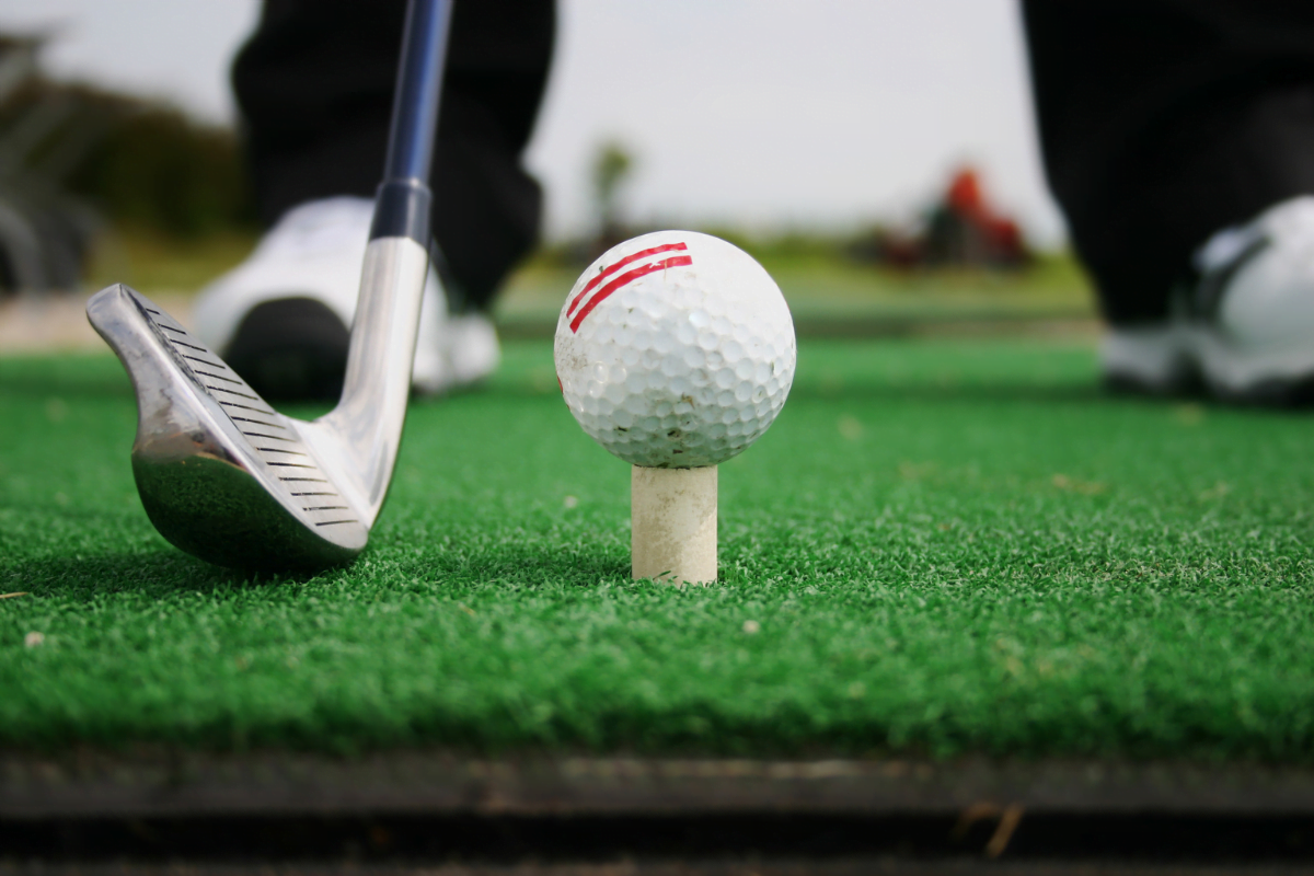 5 Driving Range Tips For Beginners to Improve Their Game