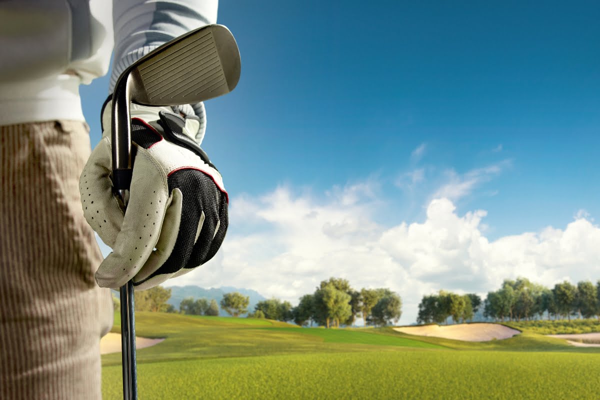 Arm Sleeves for Golfers: Enhance Your Swing